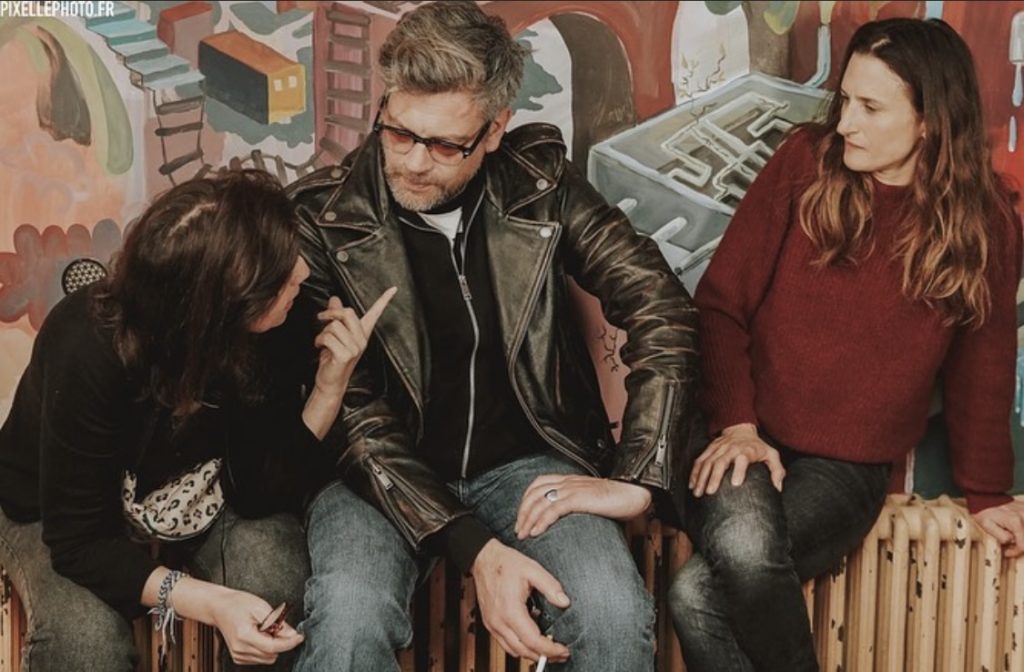 L’actrice Camille Cottin prend le micro avec « Pas qu’un peu » issu du ...