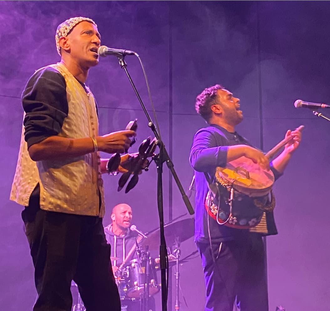 Dendri Stambeli Movement : une musique fusionnelle - Syma News : votre ...