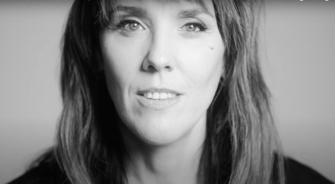 Zaz fait son grand retour avec deux chansons : « Je pardonne » et ...